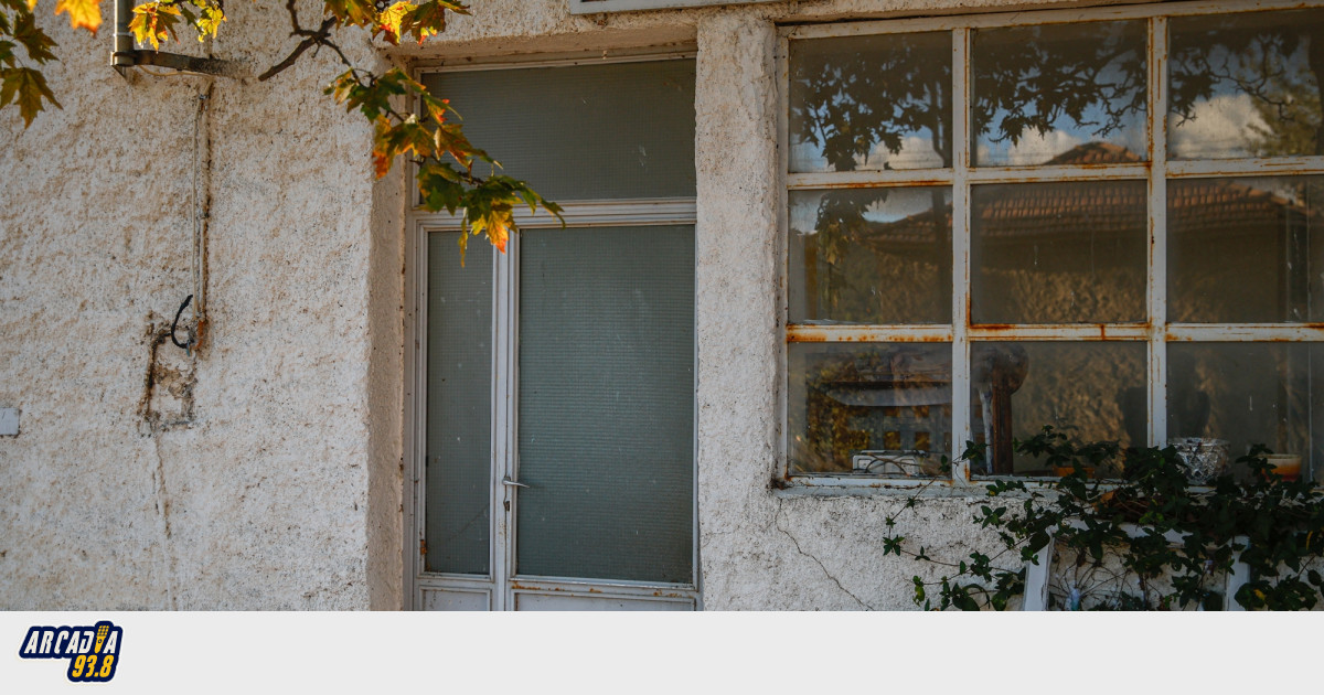 "Αν δεις στο καφενείο κόσμο, θα είναι από κηδεία"- Οδοιπορικό της "Καθημερινής" σε χωριά της ...